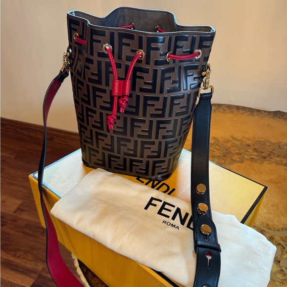 Fendi | Bags | Fendi Mon Tresor Bucket Bag | Poshmark